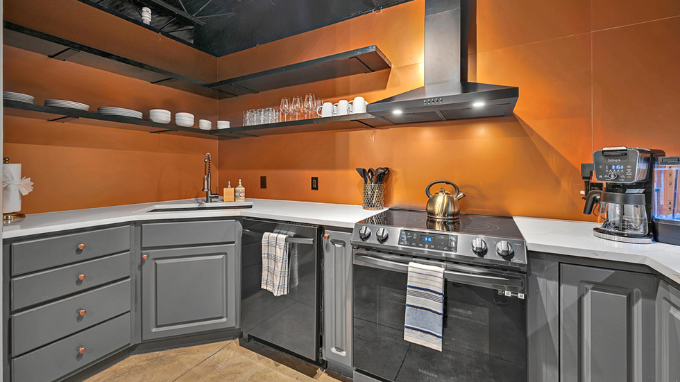 Industrial Penthouse Loft in Waco, TX | Adventure Awaits