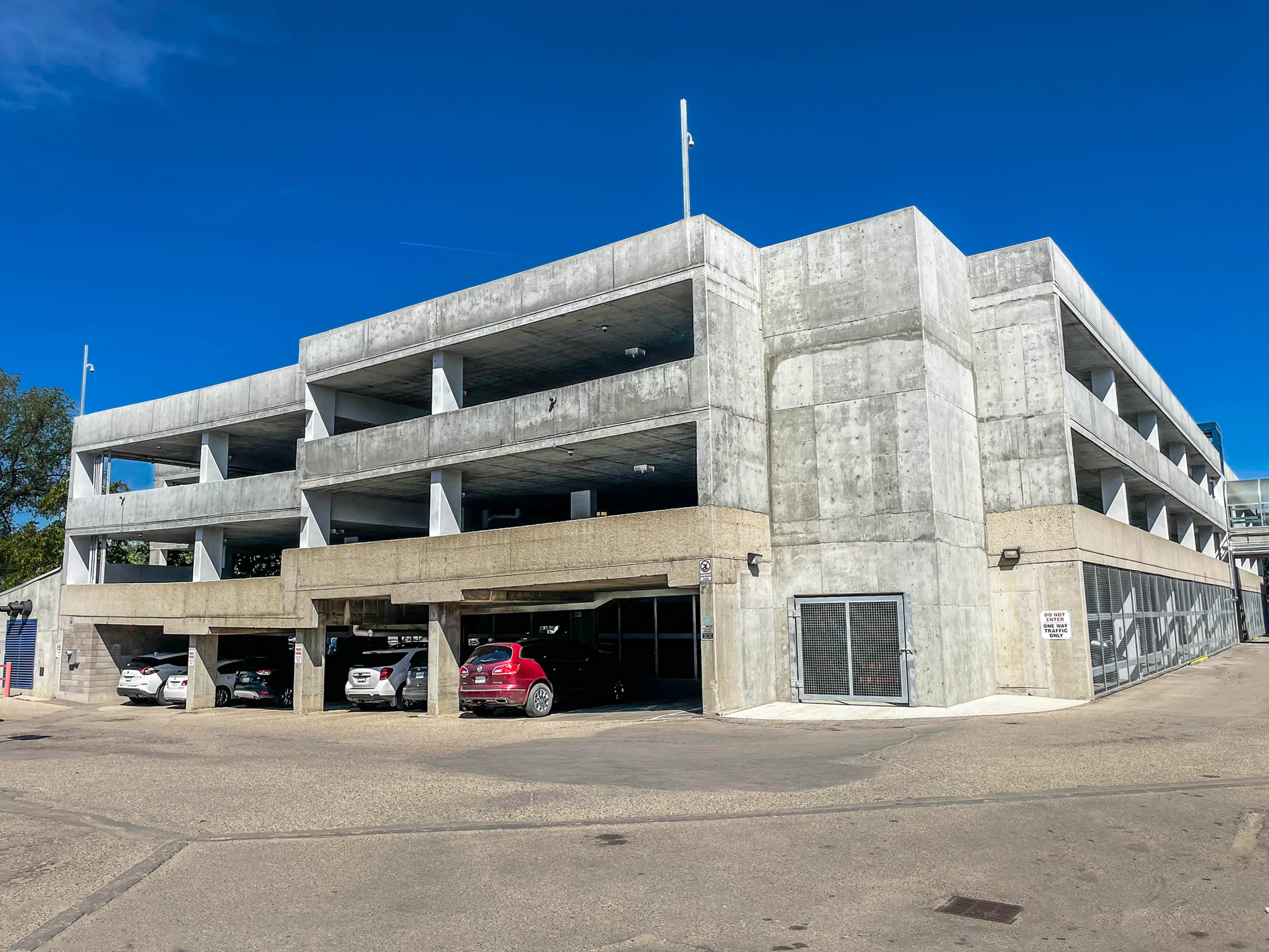 Sherwood Place Parkade