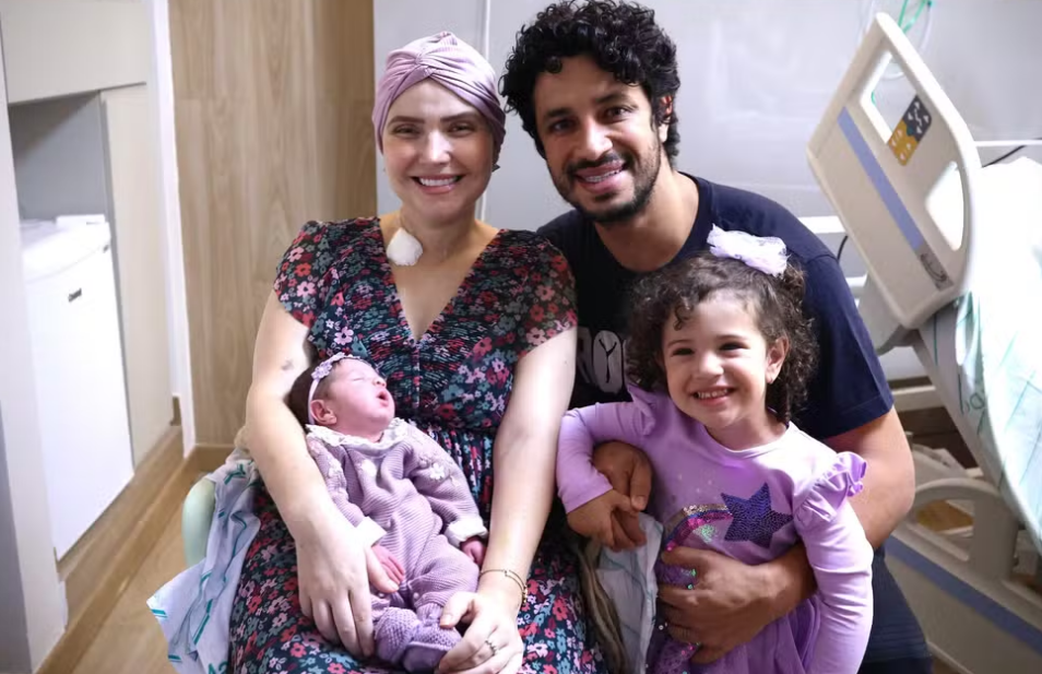 Camila Campos recebe alta: "Primeira batalha vencida!"