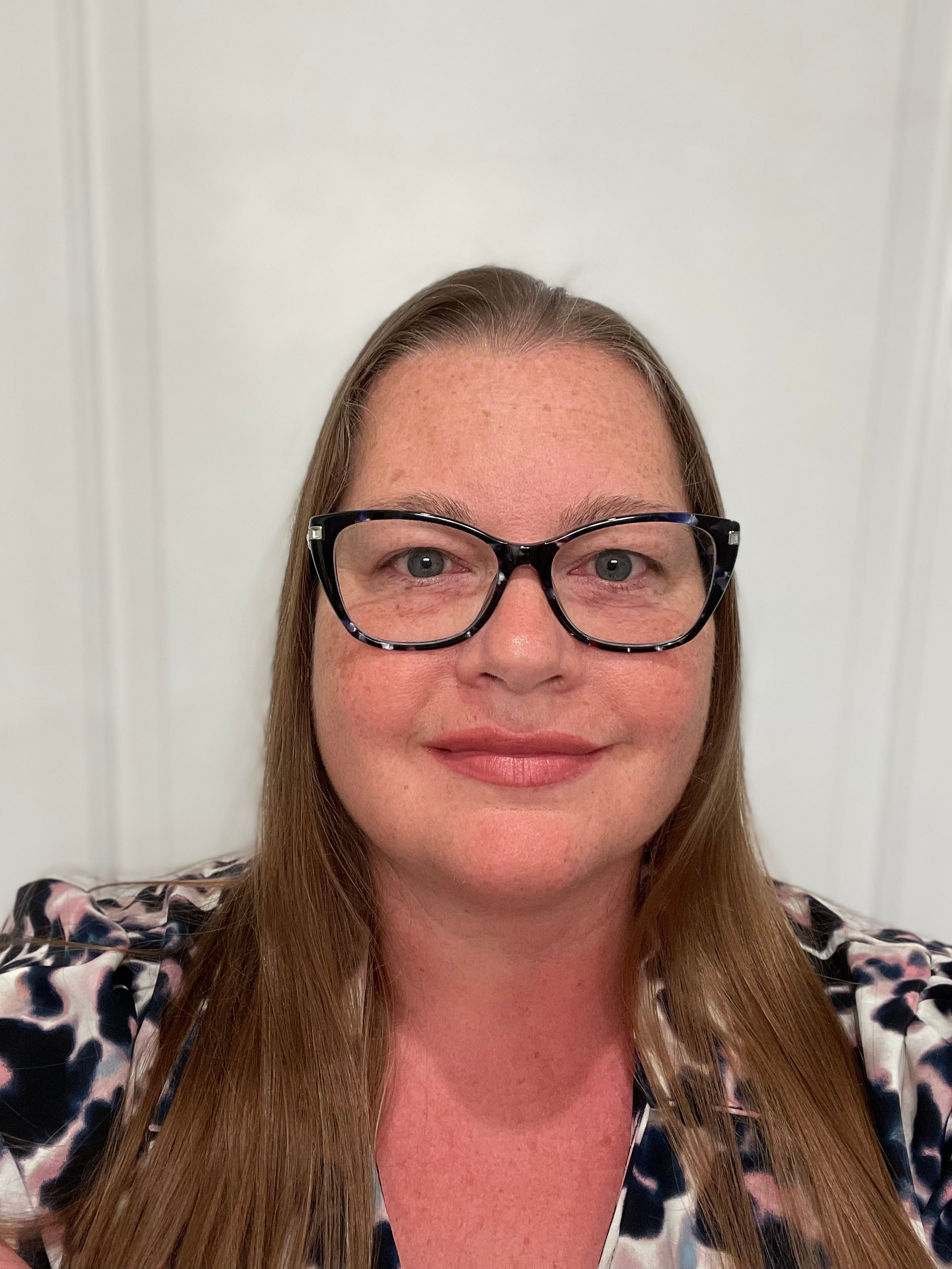 Donna Bowe | Peck Yachts