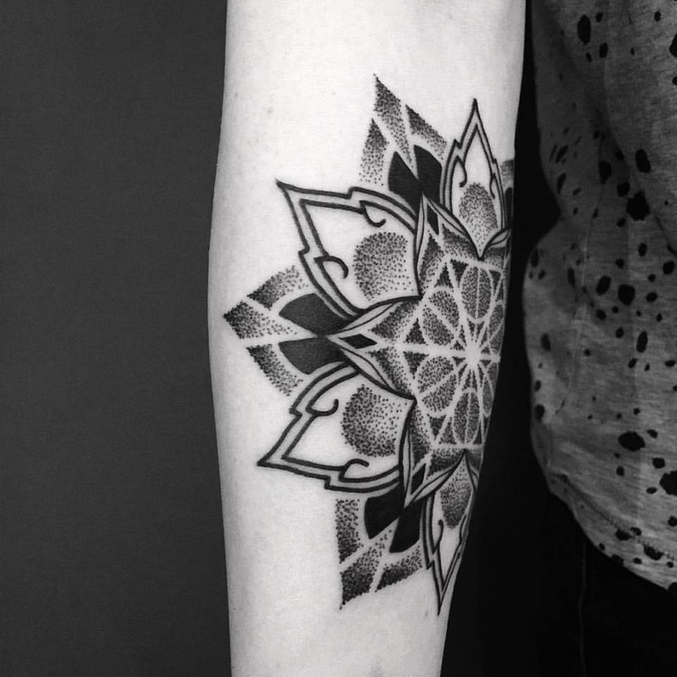 Kitti Ink Tattoo-Artist Hamburg