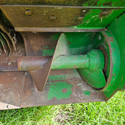 McHale Pickup Auger | Taits Rural Ltd