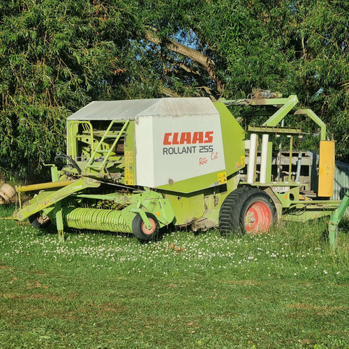 Claas Rollant 255 Uniwrap Dismantling | Taits Rural Ltd