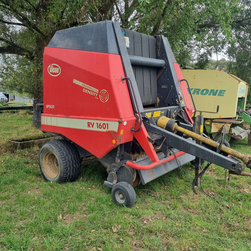 Vicon RV1601 Baler Dismantling | Taits Rural Ltd