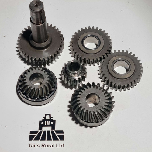 Fella SM320/350 Bed Gearbox Gear Set | Taits Rural Ltd