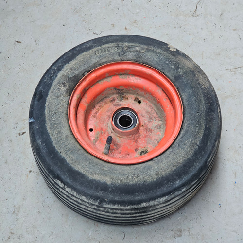 Claas Rake wheels | Taits Rural Ltd