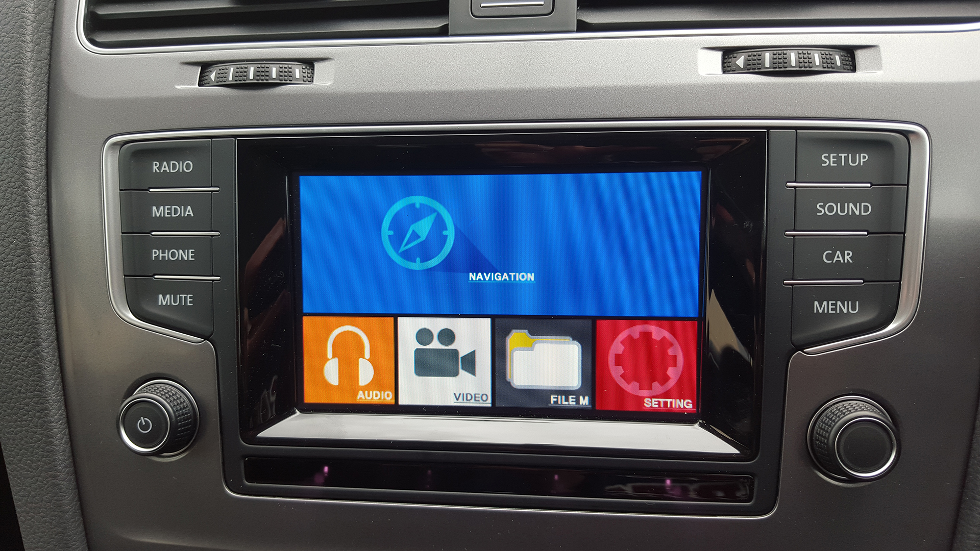 Portfolio VW Polo 6C GPS Navigation Upgr | main