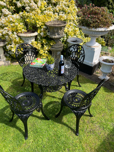 Heavy Cast Iron Patio Set finished in Black | Three Lions Benches
