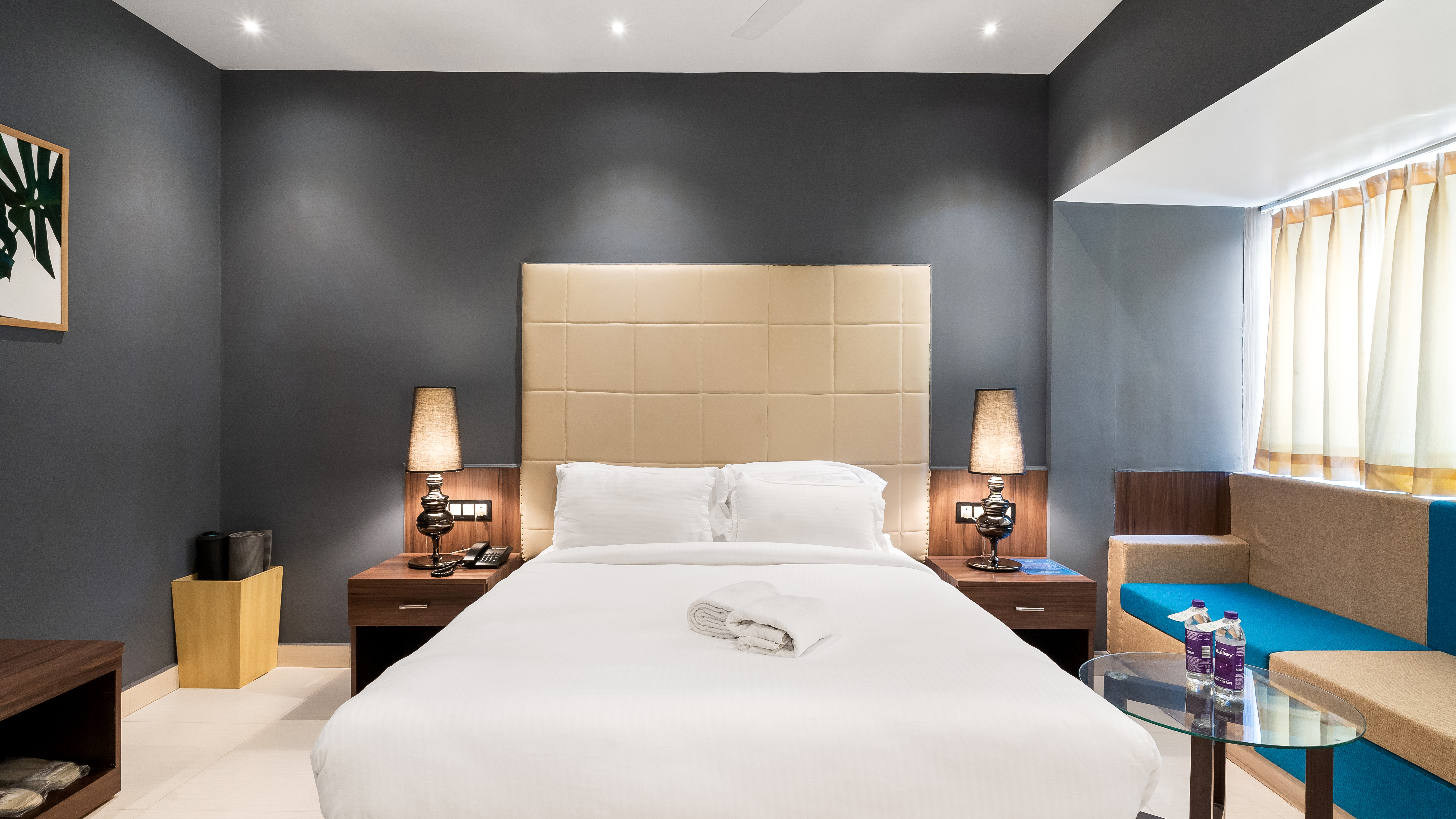 PREMIUM CLASSIC ROOM | Niranjana Hotel