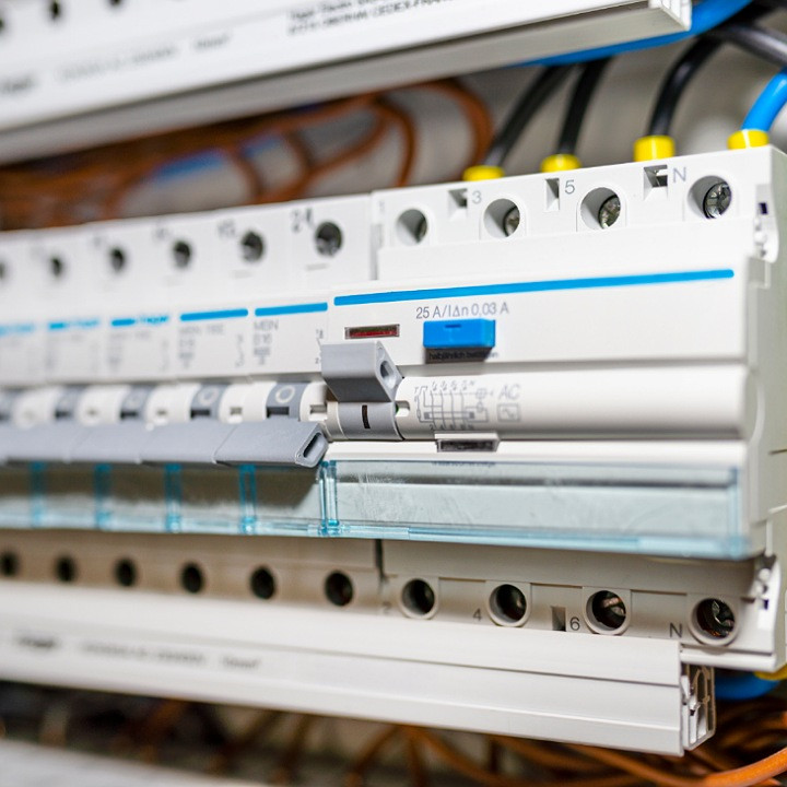 Hot Tub Install Glasgow | Easyfix Electrical