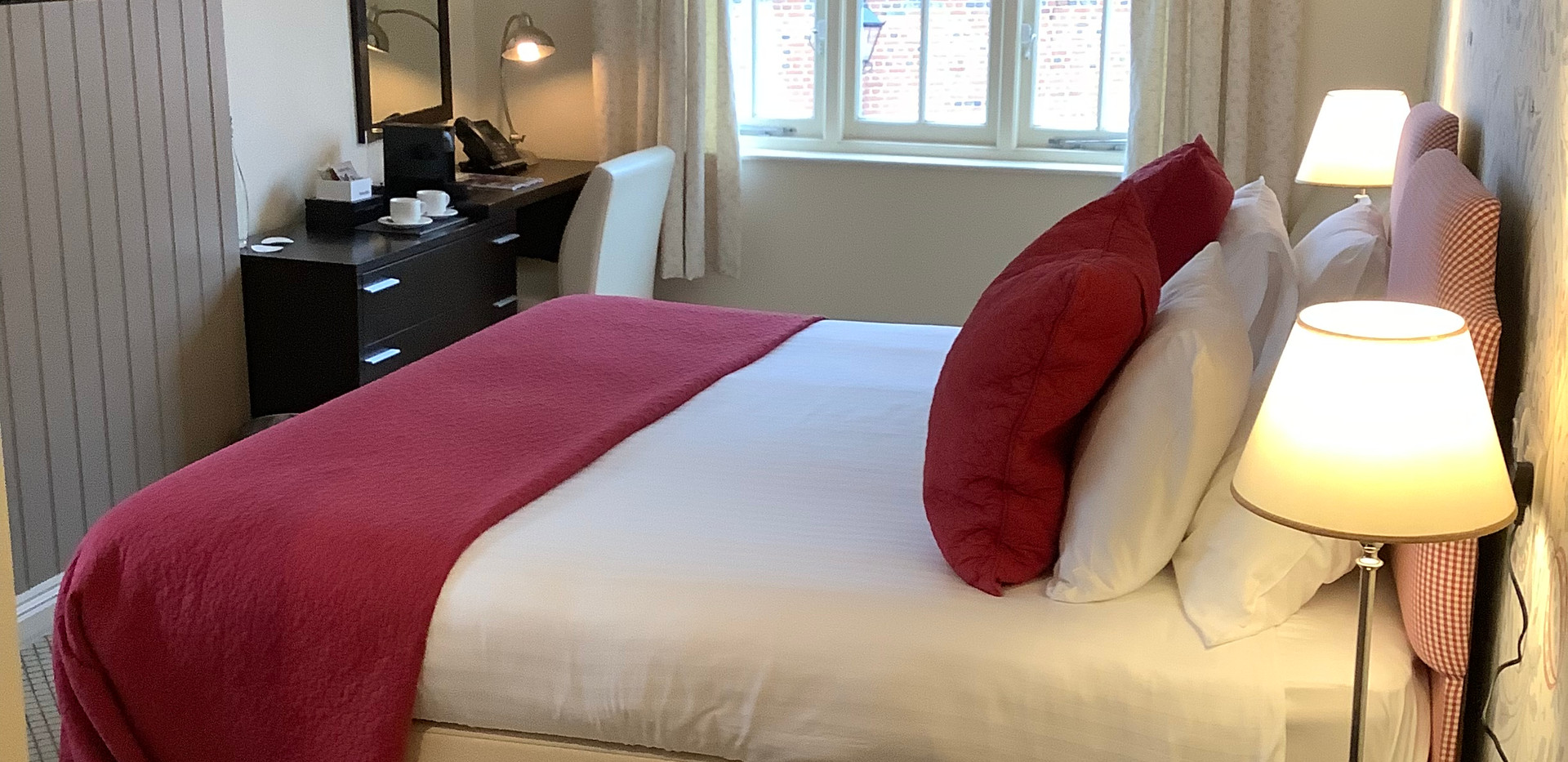 Wedding Receptions | White Horse Hotel Romsey | England