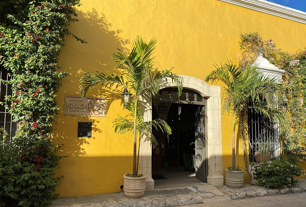 "Kinich" - a magical restaurant in a magical town