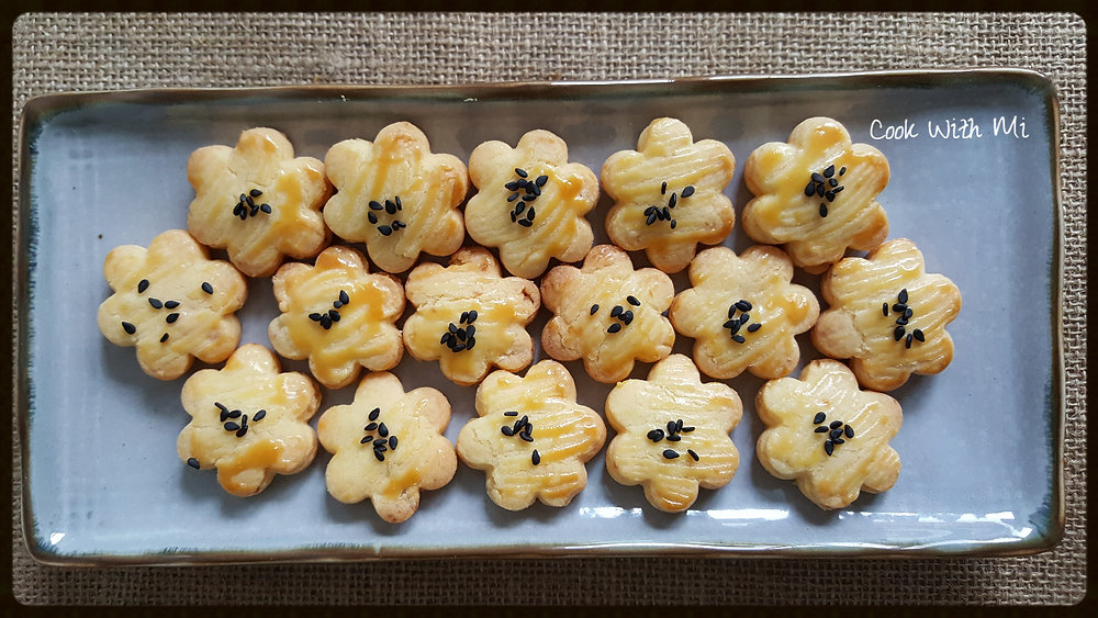 Salted Egg Yolk Cookies