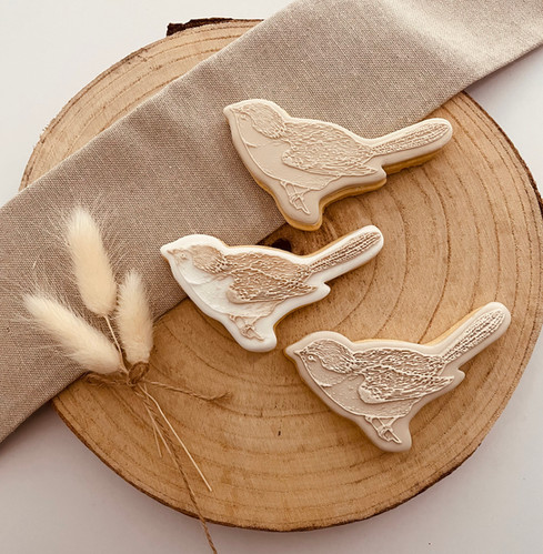 Wren Stamp & Cutter | Vintage Sugarcraft