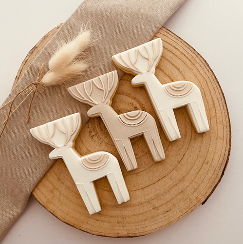 Nordic Stag Stamp & Cutter | Vintage Sugarcraft