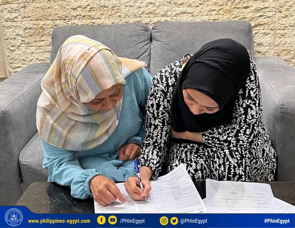 DFA Undersecretary Eduardo De Vega arrived in Cairo to check on ...