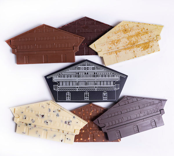 "My Swiss Chalet" Chocolate Bar | SWEET55
