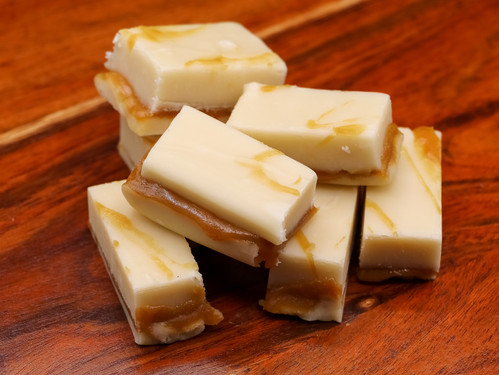 Buy Sea Salted Vanilla Caramel Fudge Online | The Ultimate Fudge | Fox ...