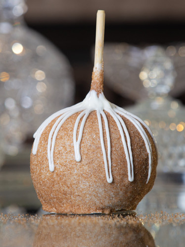 Apple Strudel White Chocolate Gourmet Caramel Apple -GF | Simply ...