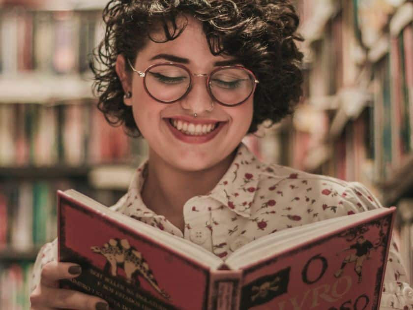 15 Best Books Every Influencer Must Read in 2023 To Up The Social Media ...