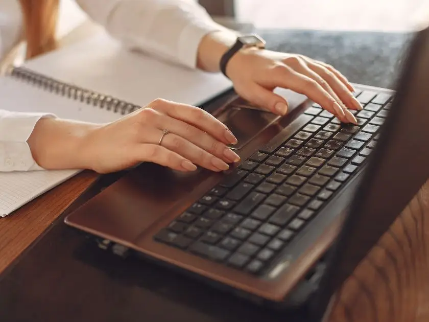 21 Best Online Transcription Sites that Hire Beginners in 2024