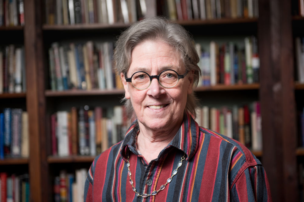 Cast Spotlight: Elizabeth Bell