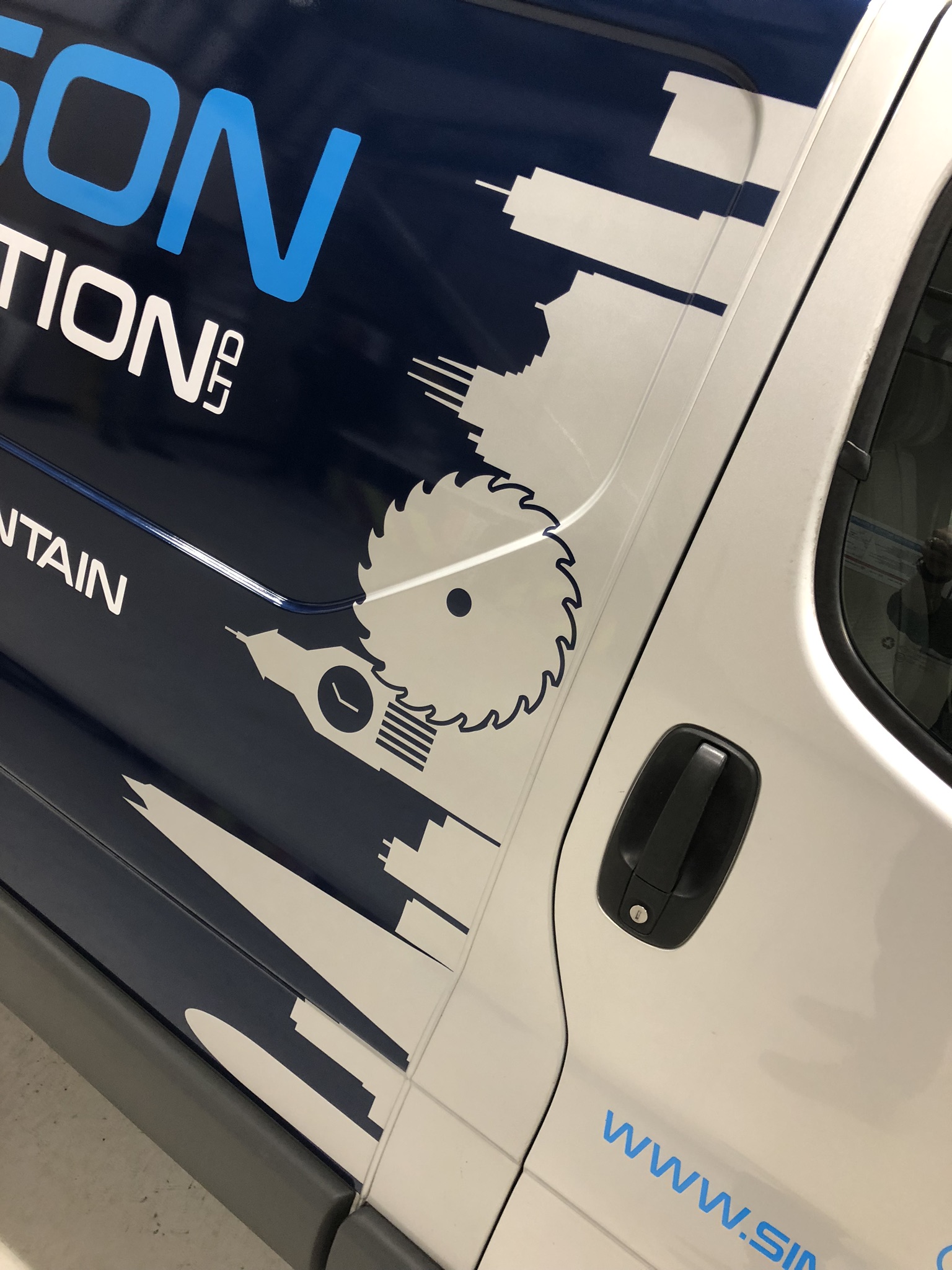 Colour change car wrapping | van wrap | Blue Lizard Signs