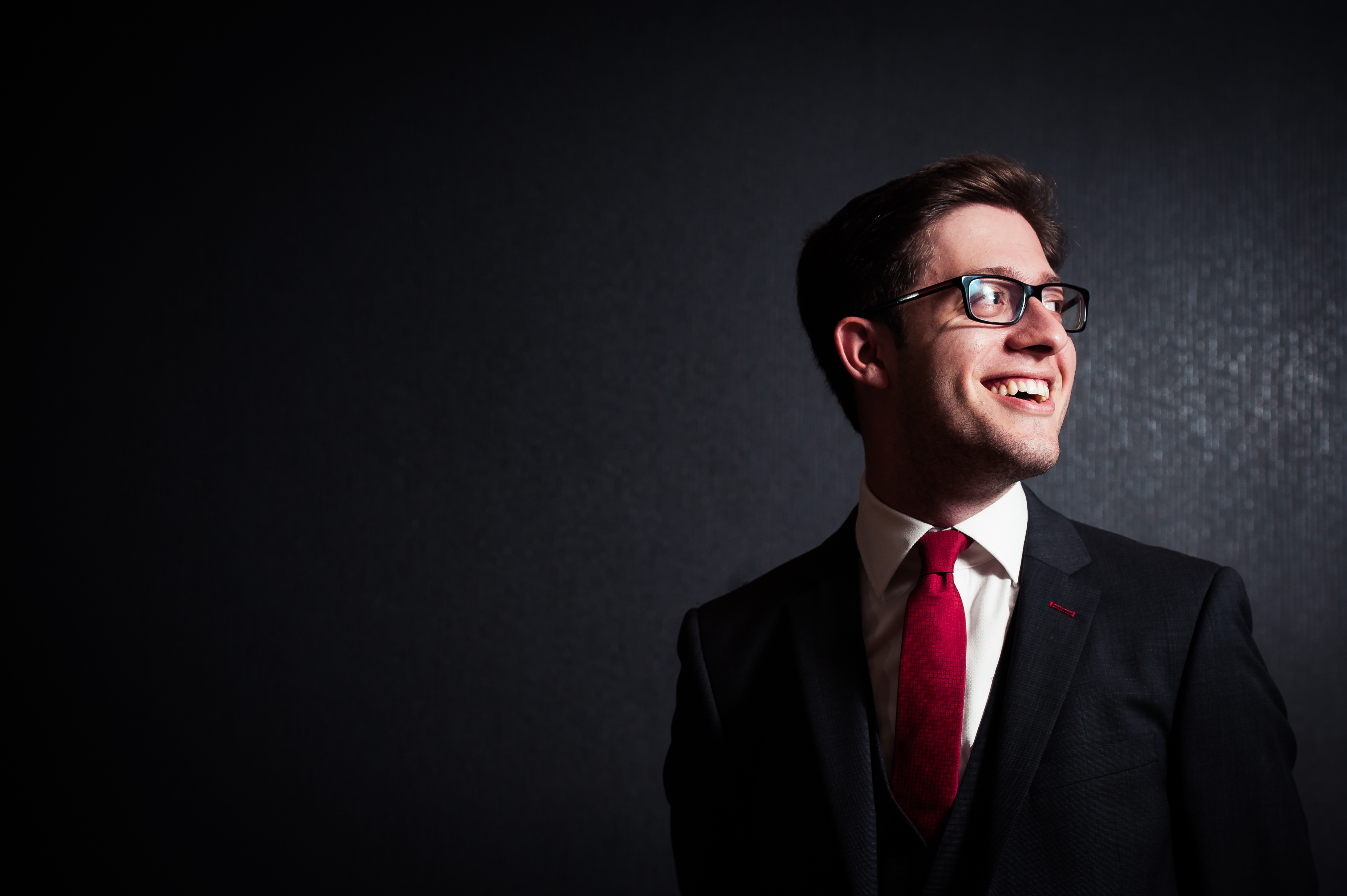 Eitan Freilich | London Jewish Performer | EF Music