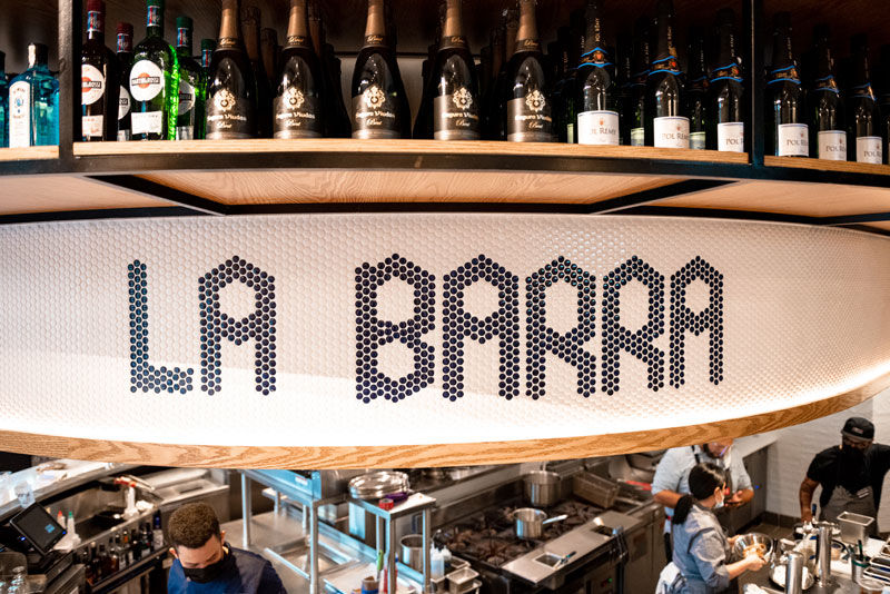 Barullo Taberna Española abre sus puertas en Distrito T-Mobile