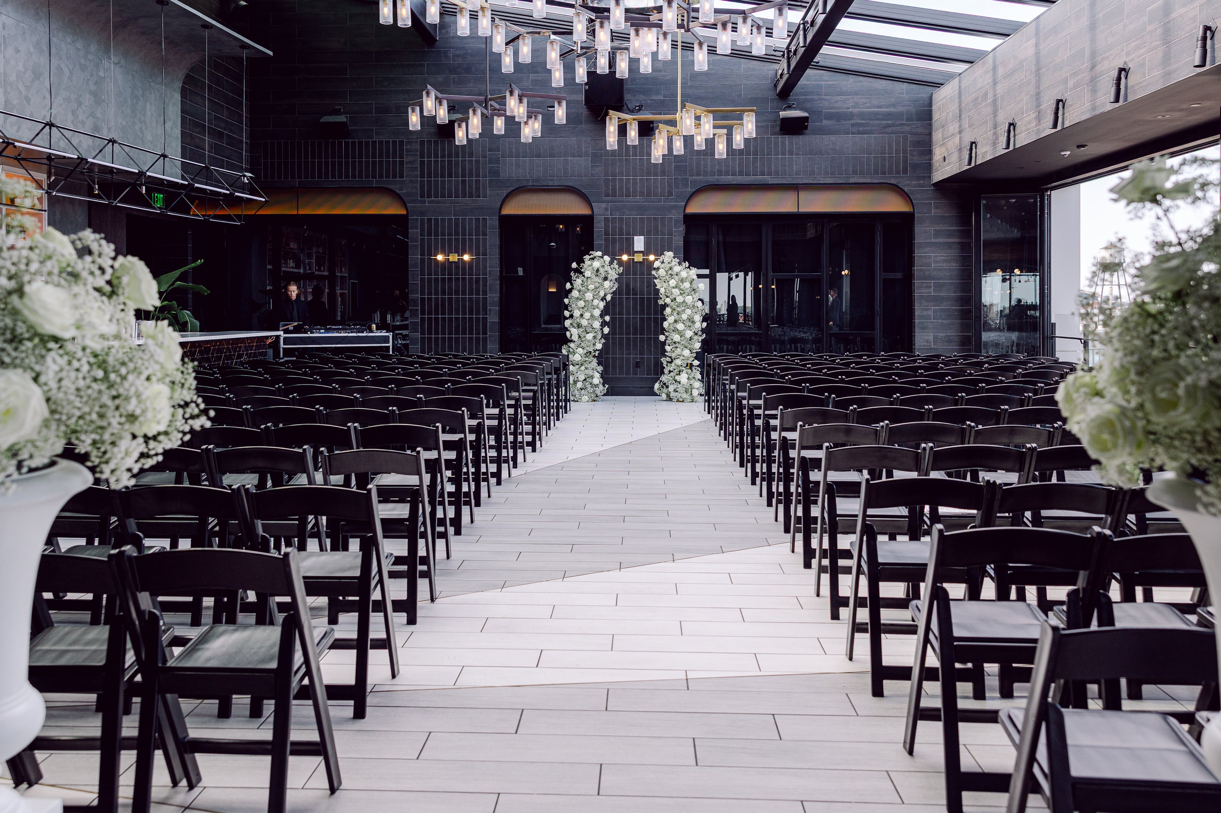 Why The Godfrey Hotel Detroit is the Perfect Venue for Your Wedding