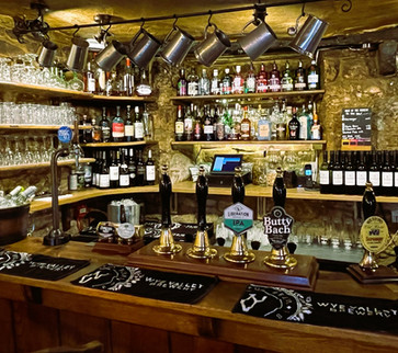 Pub | The Ostrich Inn