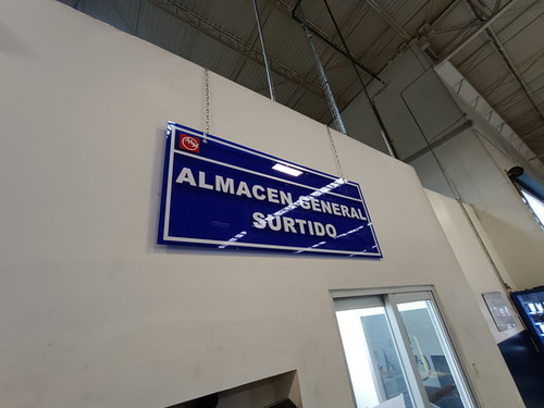 Letrero de acrílico con recorte de vinil | Grupo de Servicios Gráficos ...