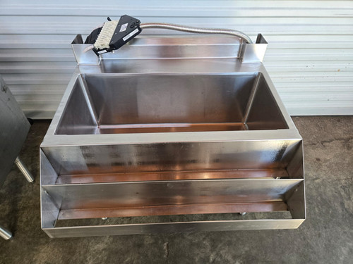 Underbar Ice Bin/Cocktail Unit, With double Bottle Well Storage ...