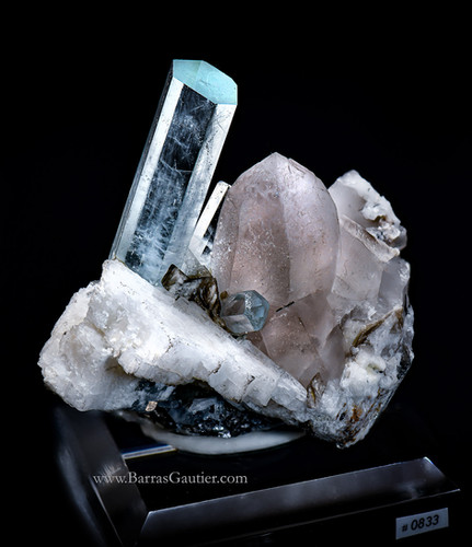 Beryl Var. Aquamarine, Quartz, Orthoclase | Barras-Gautier-Min.https ...