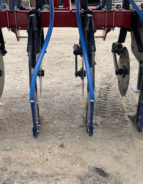 Deep Banding Fertilizer Applicator | R-Tech