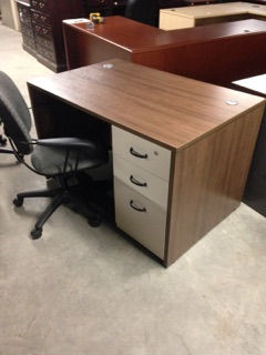 Used Desks | Discount Office Furniture, Inc.