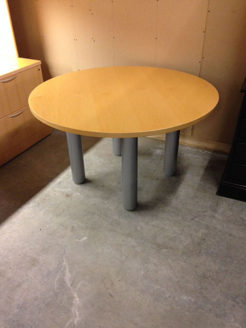 Used Tables | Discount Office Furniture, Inc.