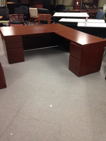 Pre-Owned Knoll L-Shaped Desks