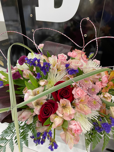 Large Assorted Fresh Flower Mix | Roses Dorees