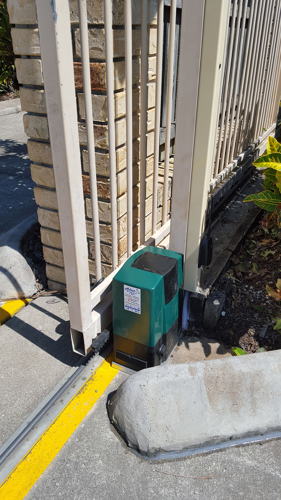 Gates / Gate Motors | adeptgaragedoors