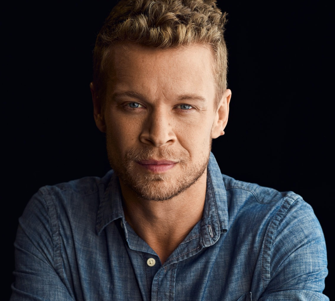 Jesse Luken Now The Resident S03 Marcus Thompson Jacket | Jesse Luken