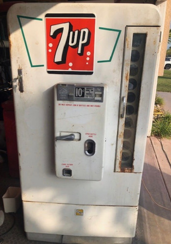 VMC 110 7UP machine unrestored | nostalgiatymes
