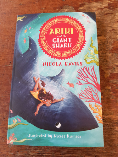 Ariki and the Giant Shark | Nicola Davies and Nicola Kinnear | Children ...