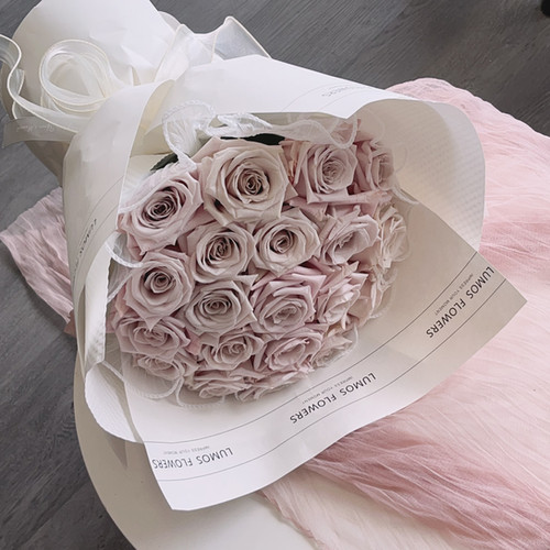 Manta Bouquet | LUMOSFLOWERS