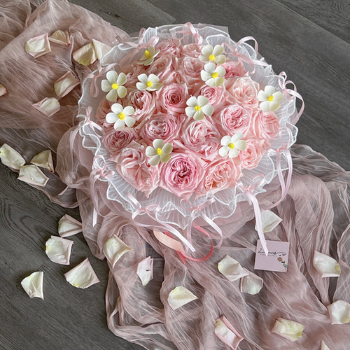 Pink Lychee Rose Bouquet | LUMOSFLOWERS