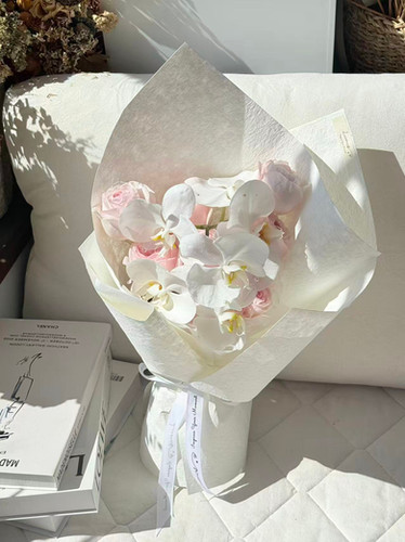 Cloud Serenade | LUMOSFLOWERS