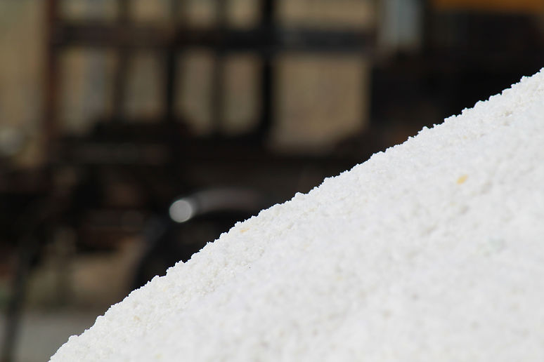 Salt Distributors Inc | Bulk Road Salt Delivery