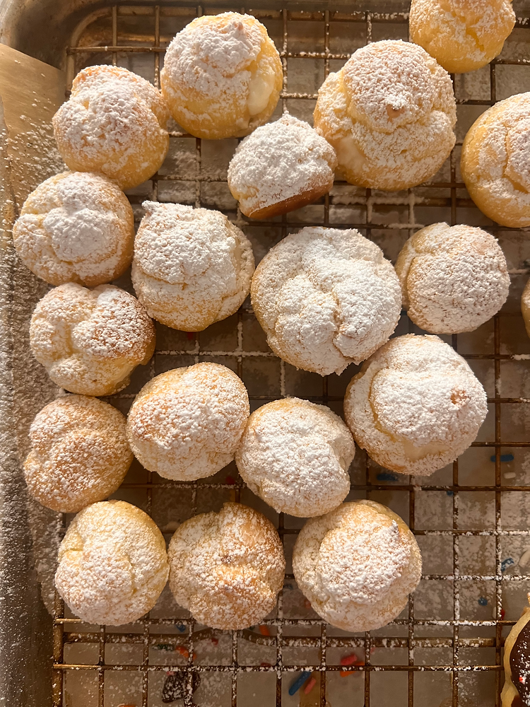 How to make a perfect Pâte à Choux for Mini Cream Puffs and Mini Éclairs