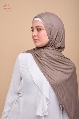 Kuwaiti Hijab - Brown | Taima Moda