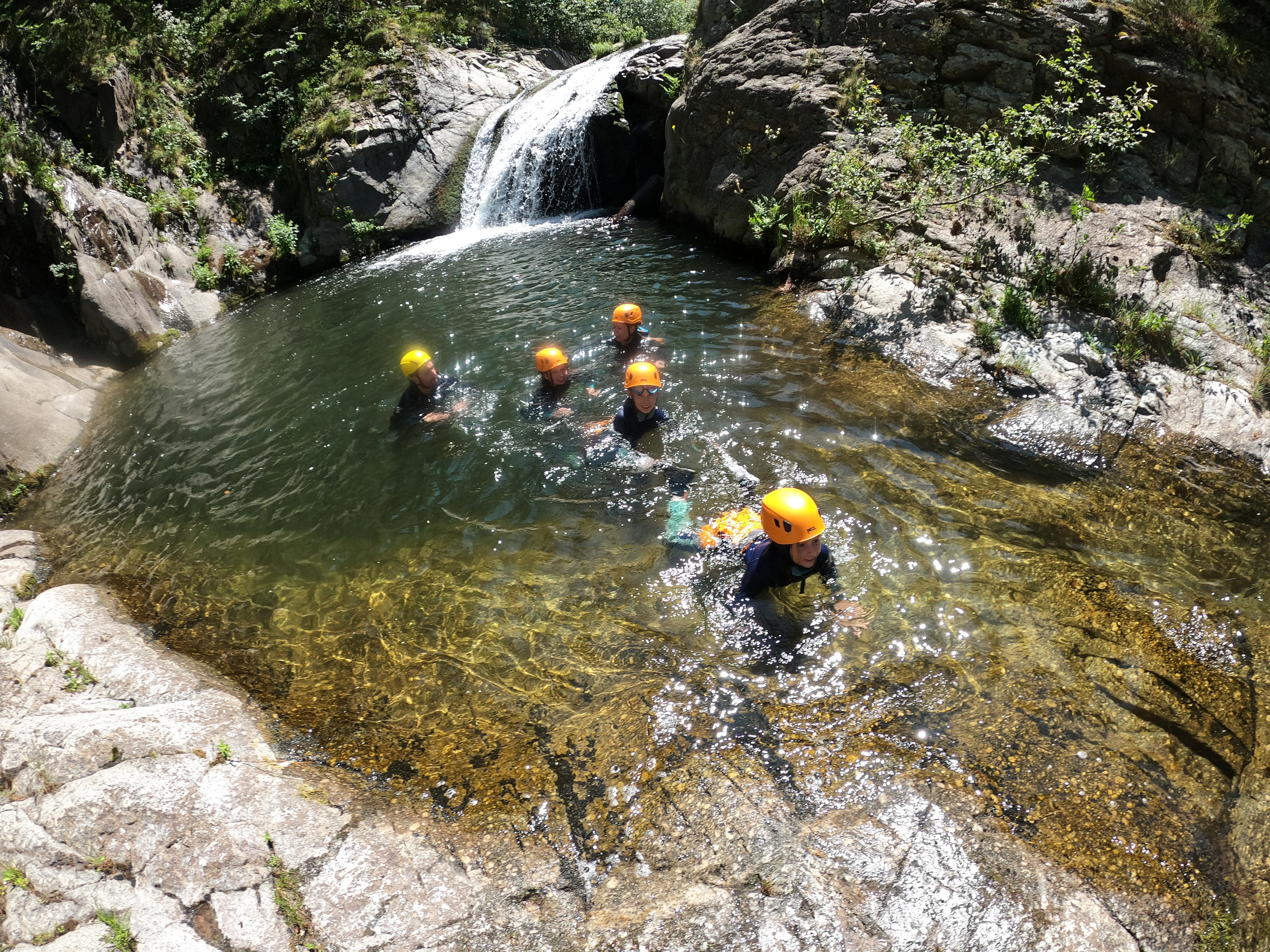 Canyoning tours in english in the Pyrenees